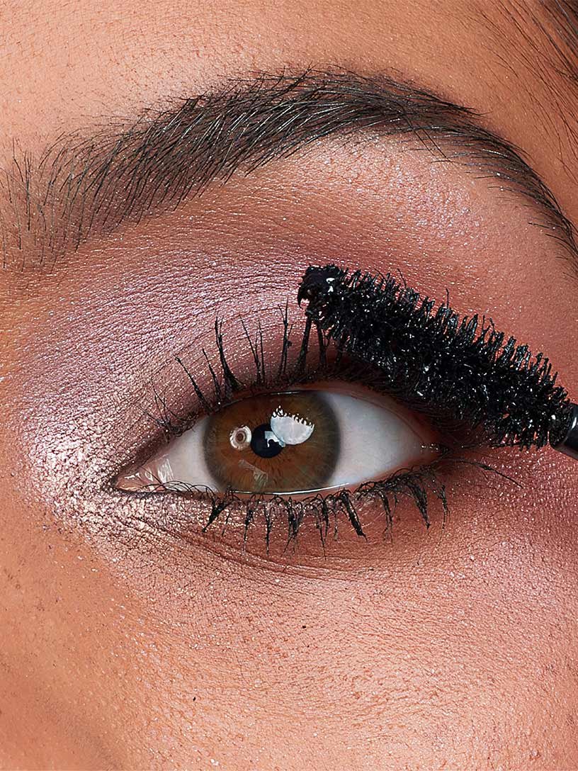 Total Temptation: Romantic Makeup Tutorial | Maybelline