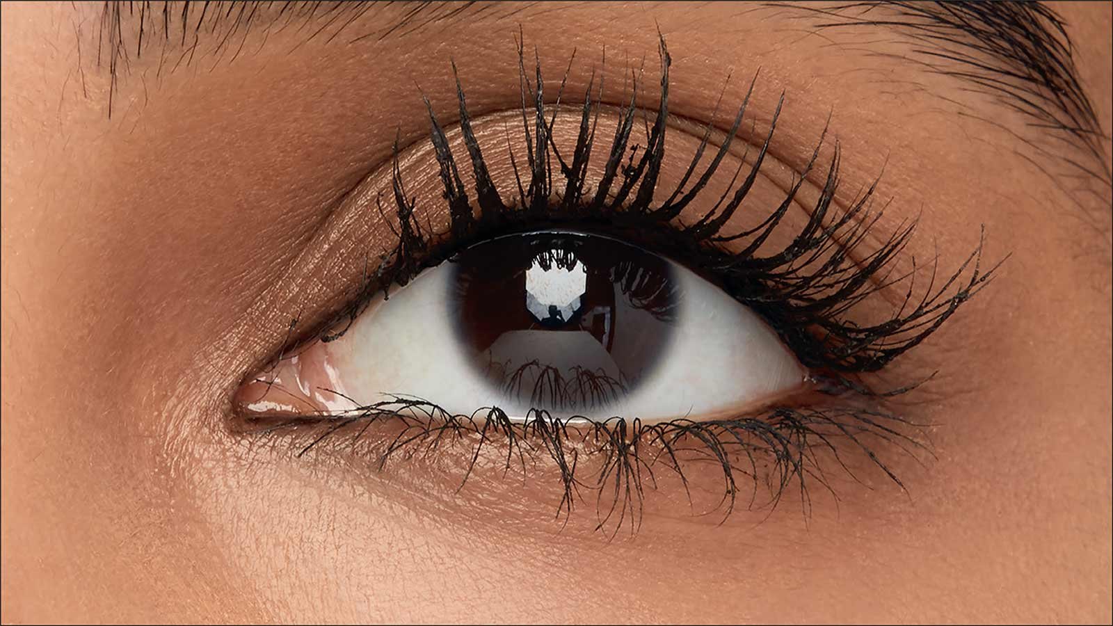 Volum Express the colossal washable mascara | Maybelline Master