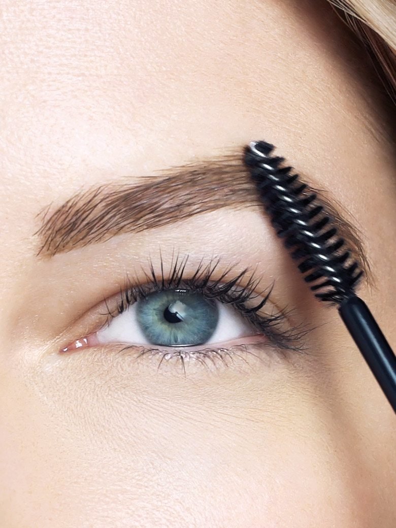 How to fill in brows | Tips by Maybelline Master